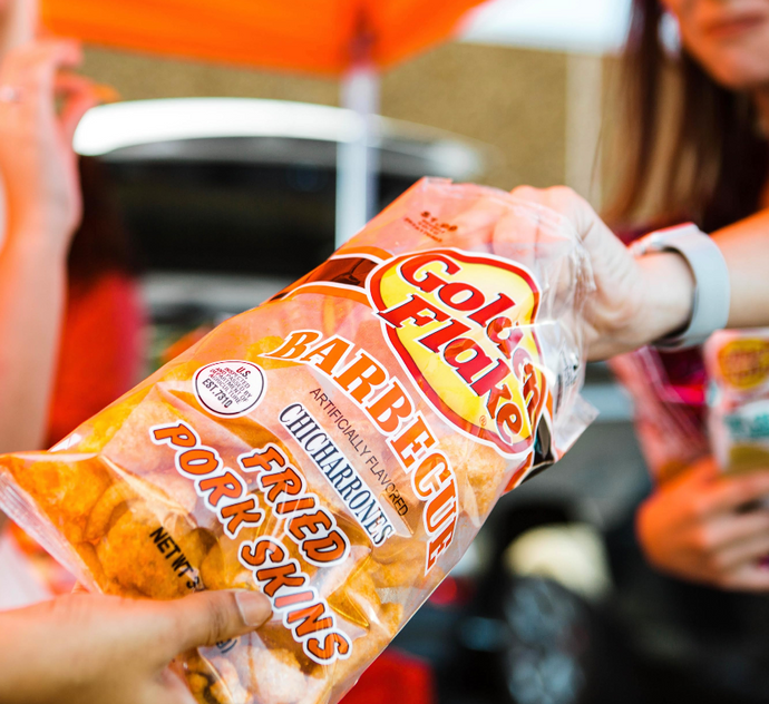 Golden Flake Potato Chips Dip Style Sweet & Smoky Mustard – Utz Quality ...